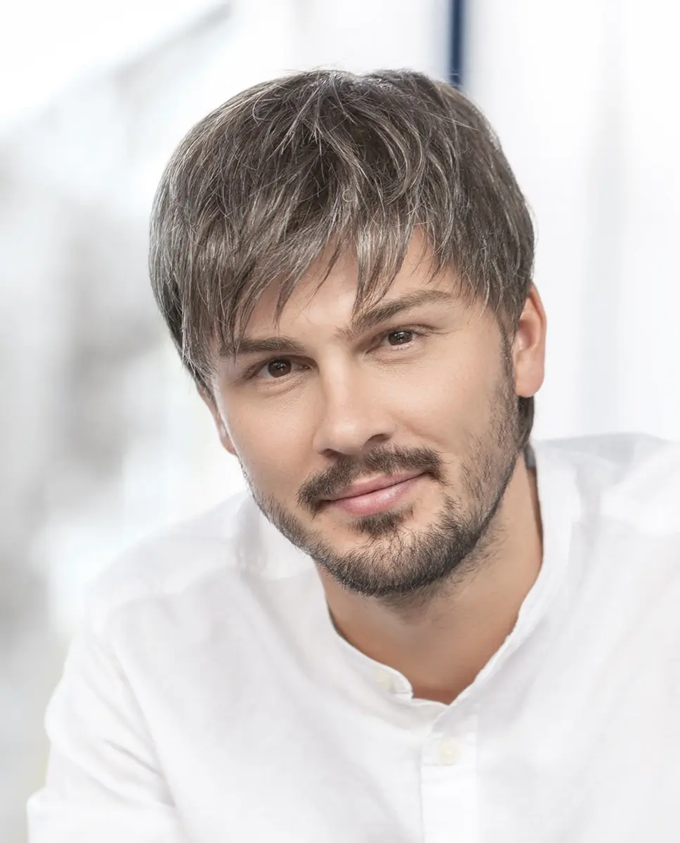 Roger 5 Stars Wig for Men from the Ellen Wille HAIRforMANce Collection